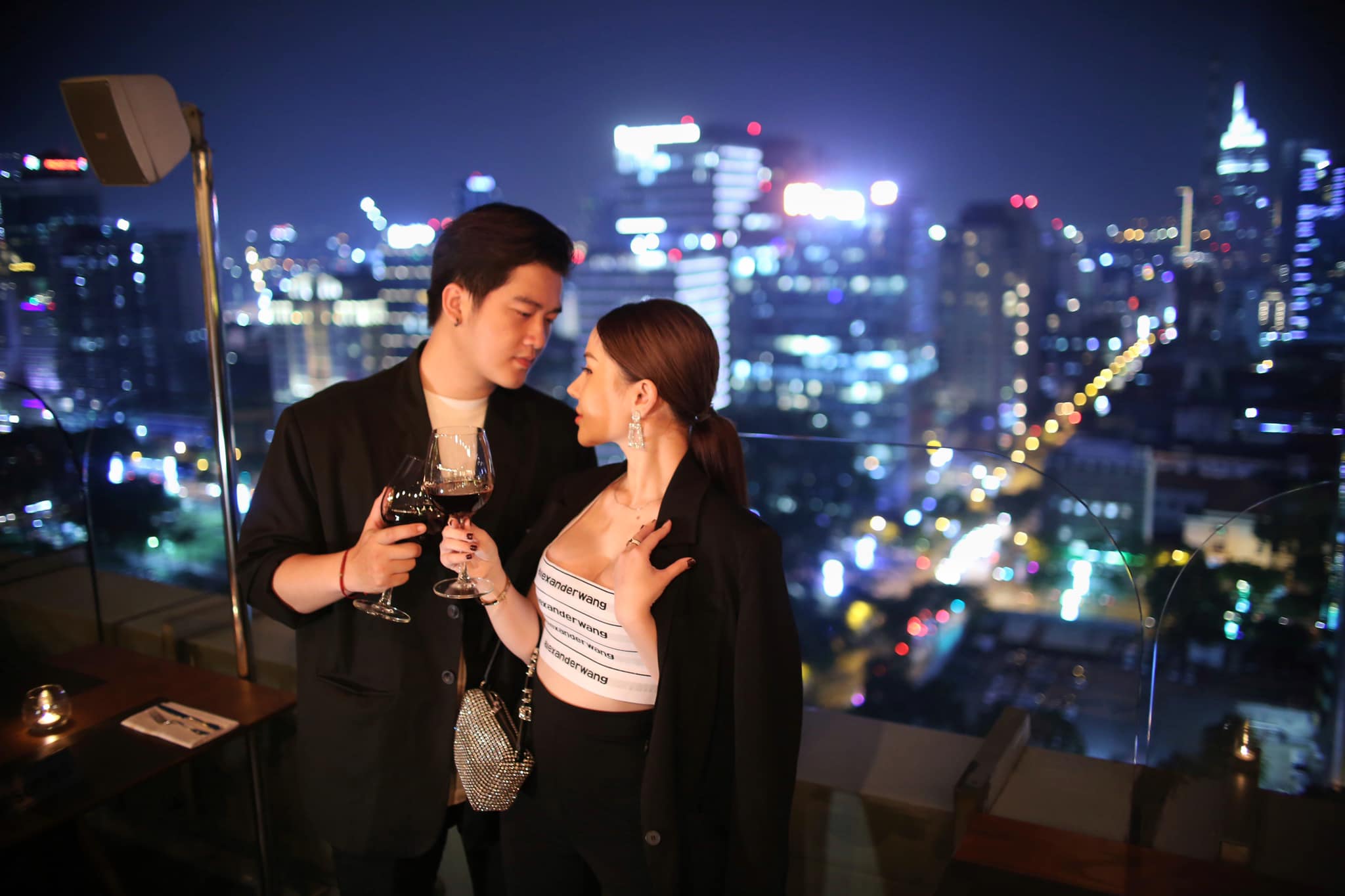 Địa Điểm Hẹn Hò Lãng Mạn Ở TPHCM Dành Cho Các Cặp Đôi