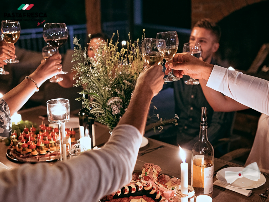 7 Tips Để Tổ Chức A Catered Dinner Party At Home Thành Công